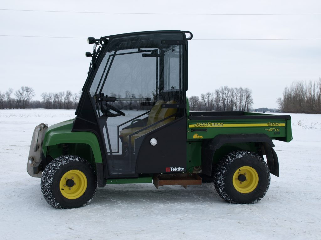 John Deere TX Gator 4x2 CAB (JDGator-018) – Tektite Manufacturing